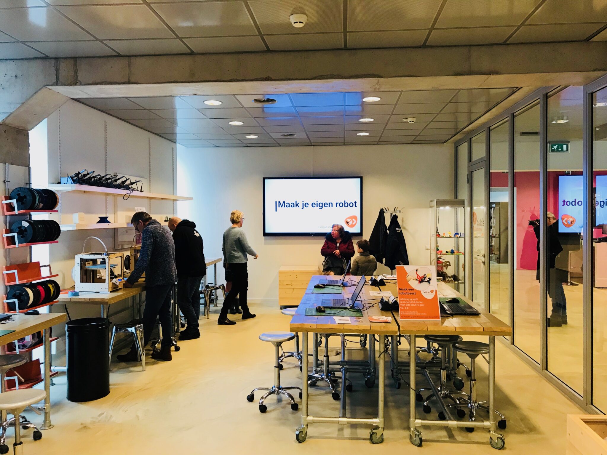 MAKERplaats: Living lAb in Bibliotheken (MAKERLAB) - Future Libraries ...